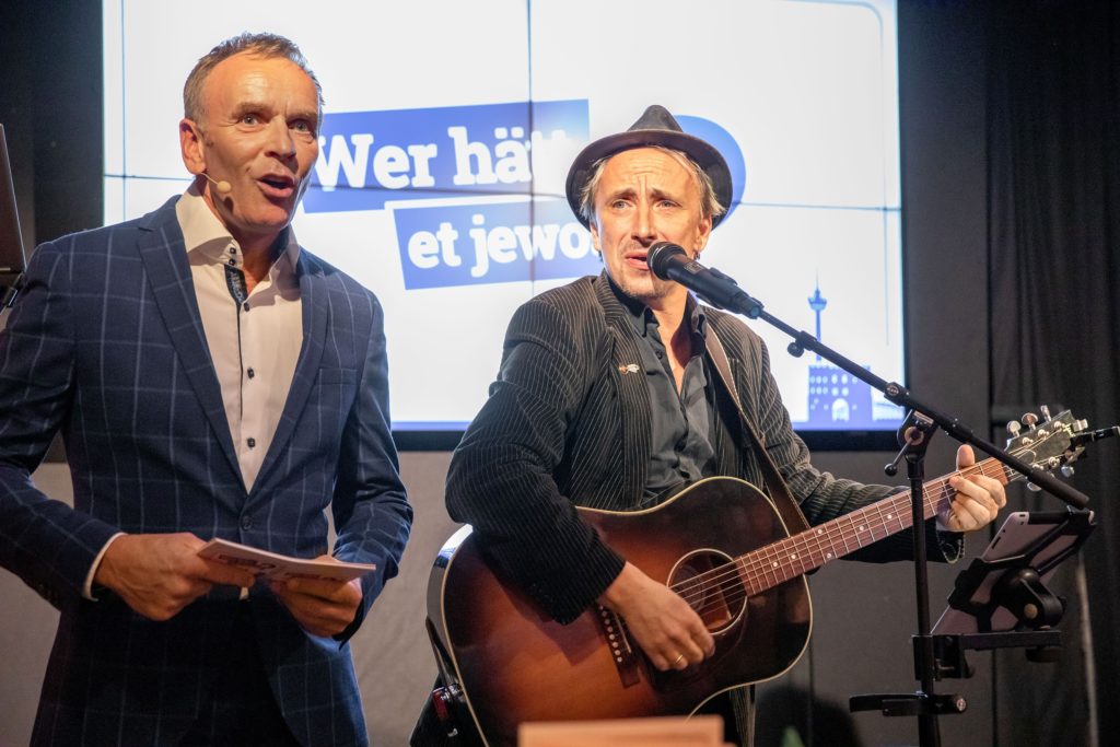 Comedian Axel Strohmeyer lädt am 21. März zum Benefizevent in die ...